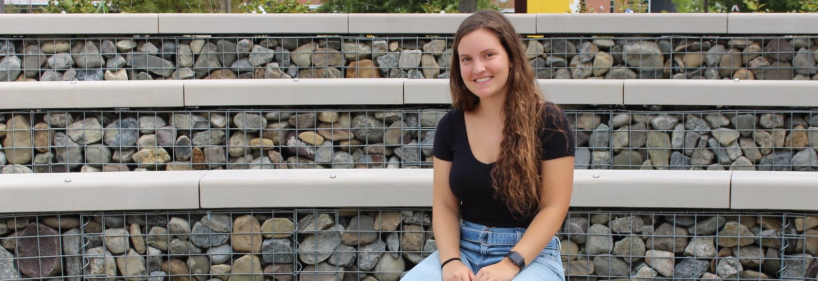 A Leader in Rowan’s First-Year Connection: Volunteerism Program